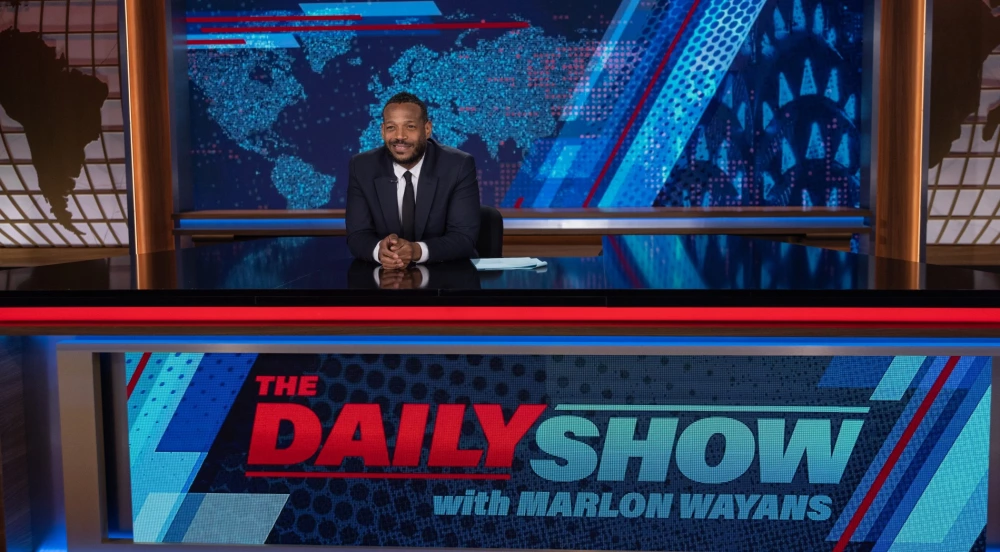 Marlon Wayans Brings the Funny as Guest Host of 'The Daily Show' - EBONY