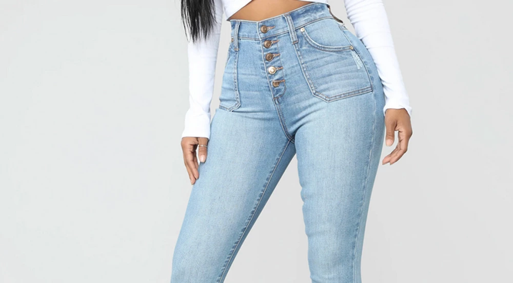 The Best Jeans to Hug Your Curves - EBONY