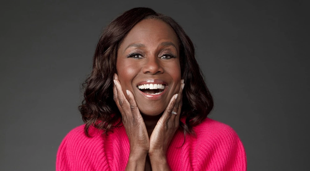 Deborah Roberts' New Book Is a Love Letter to Teachers - EBONY