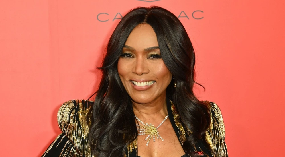Angela Bassett to Receive Honorary Oscar at 2023 Governors Awards