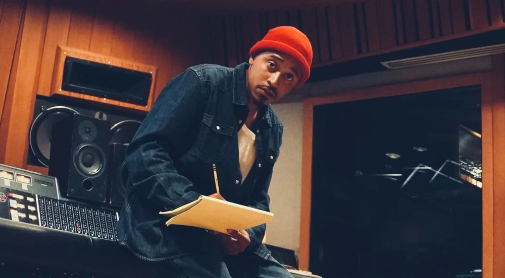 October London Music - October London Singer | EBONY