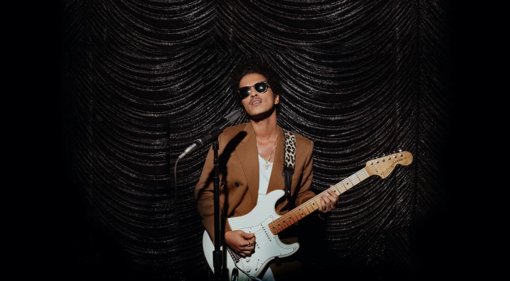 We Got a Seat Inside Bruno Mars’ No-Phones Las Vegas Residency and ...