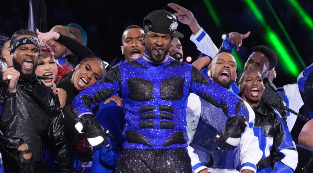 Iconic Moments: Usher's Greatest Stage Performances