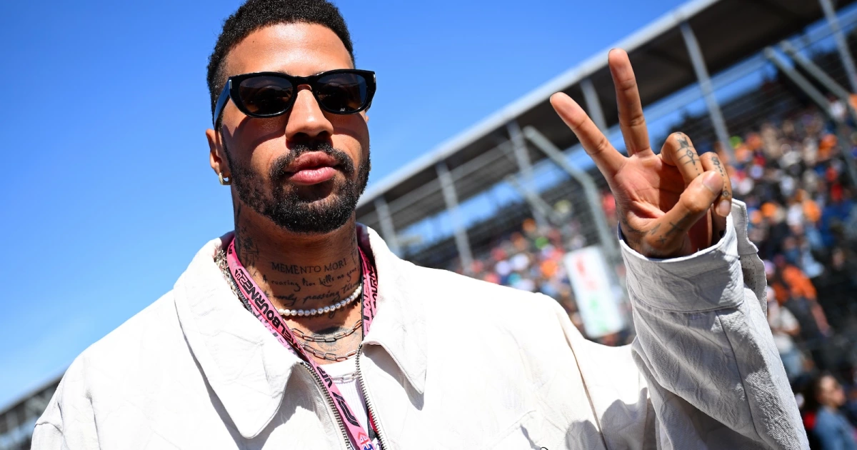 Team USA Fencer Miles Chamley-Watson: Blending Olympic Fencing with a ...