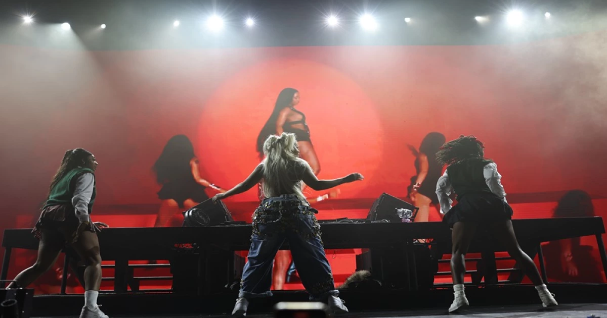 Uncle Waffles Makes History as First Black Woman to Headline Brooklyn ...