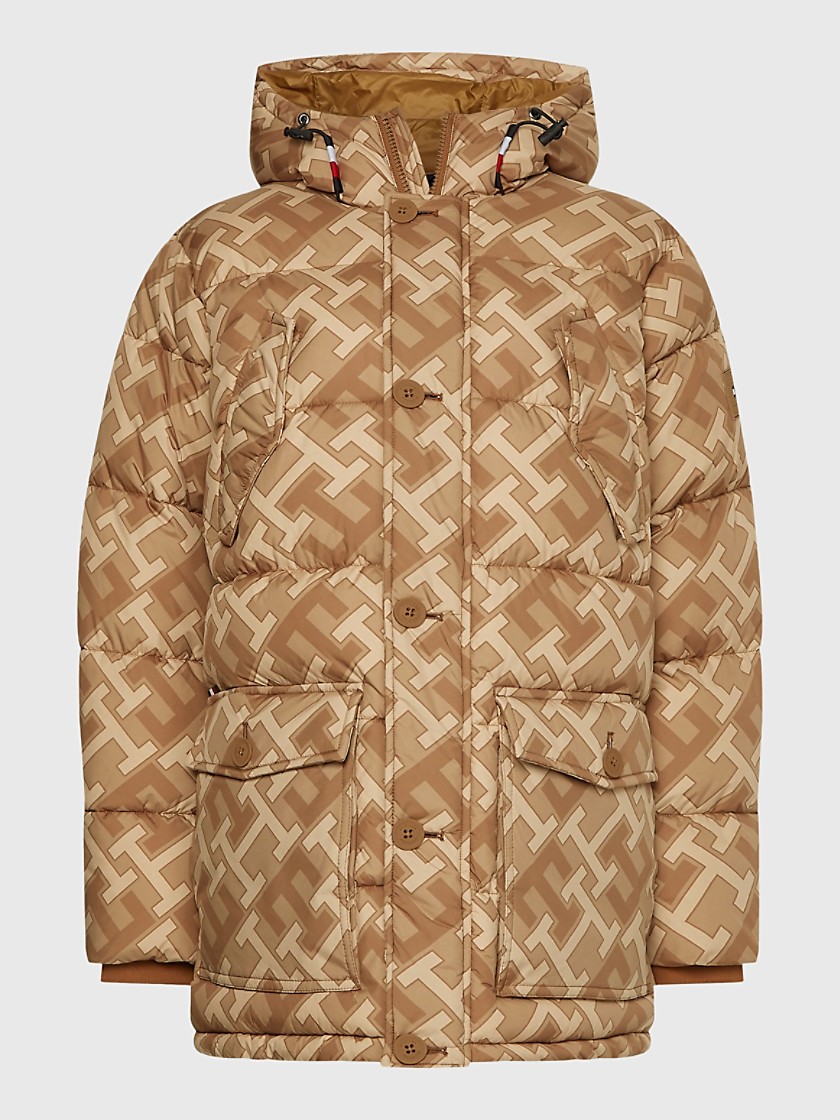 14 Stylish Men’s Puffer Jackets for Extreme Cold Weather