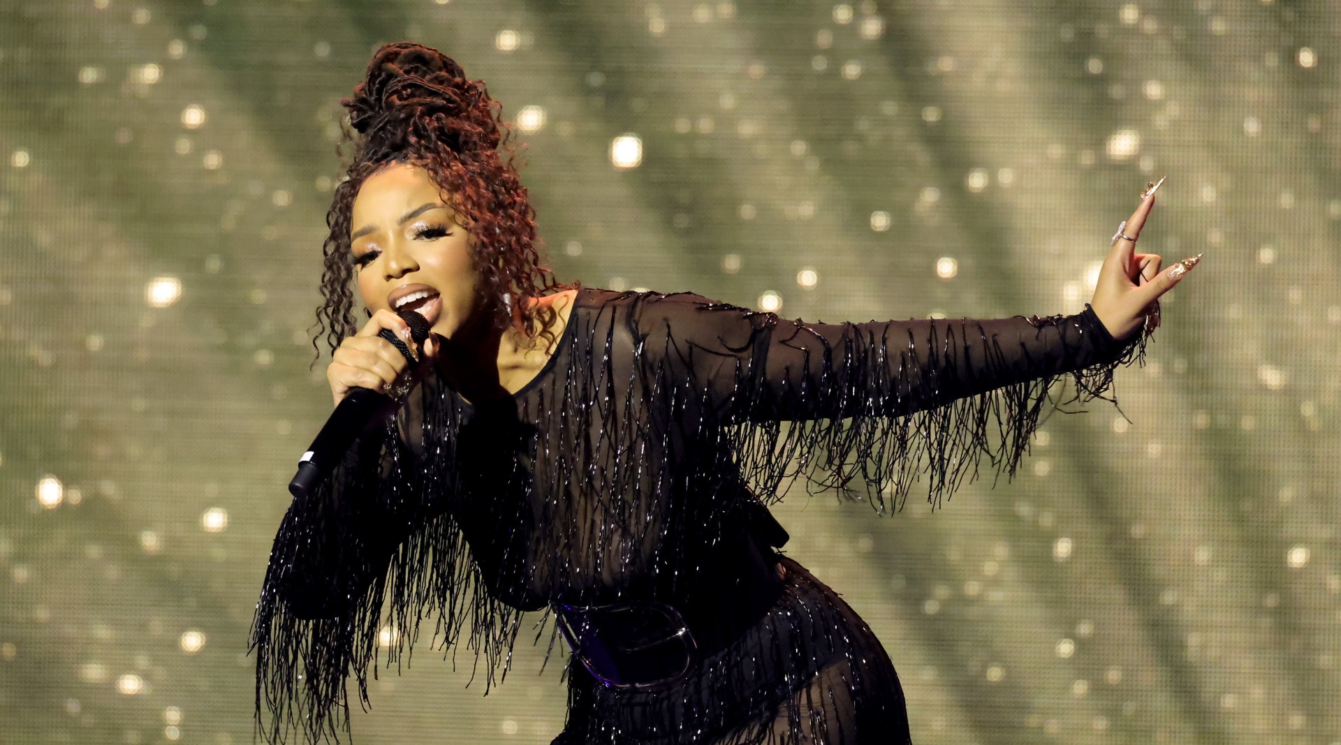 'Praise This' Star Chlöe Bailey Reveals Her Own Strong Connection to a ...