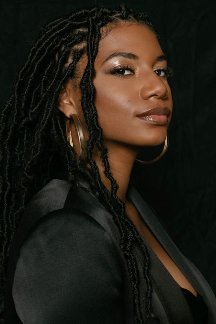 Sports Journalist Taylor Rooks on Showing Up as Her Authentic Self On ...