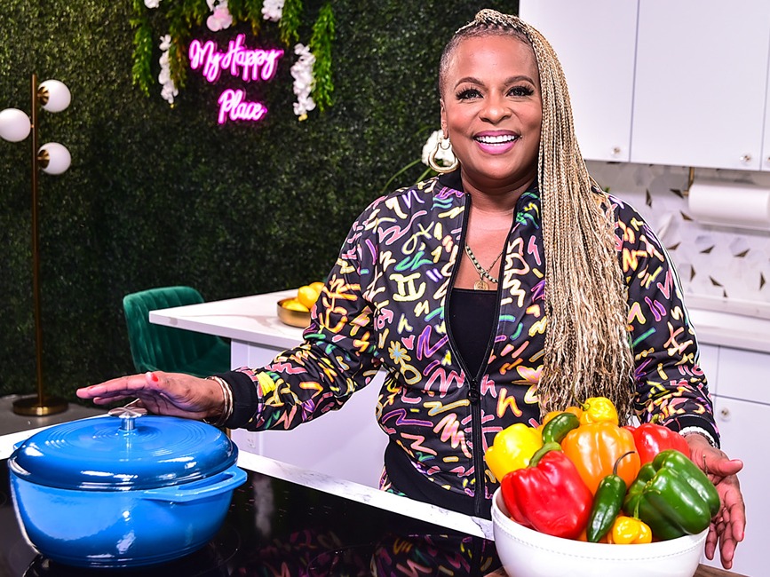 Rapper Yo-Yo Shows Us How She Gets 'Downright Delicious' in the Kitchen ...