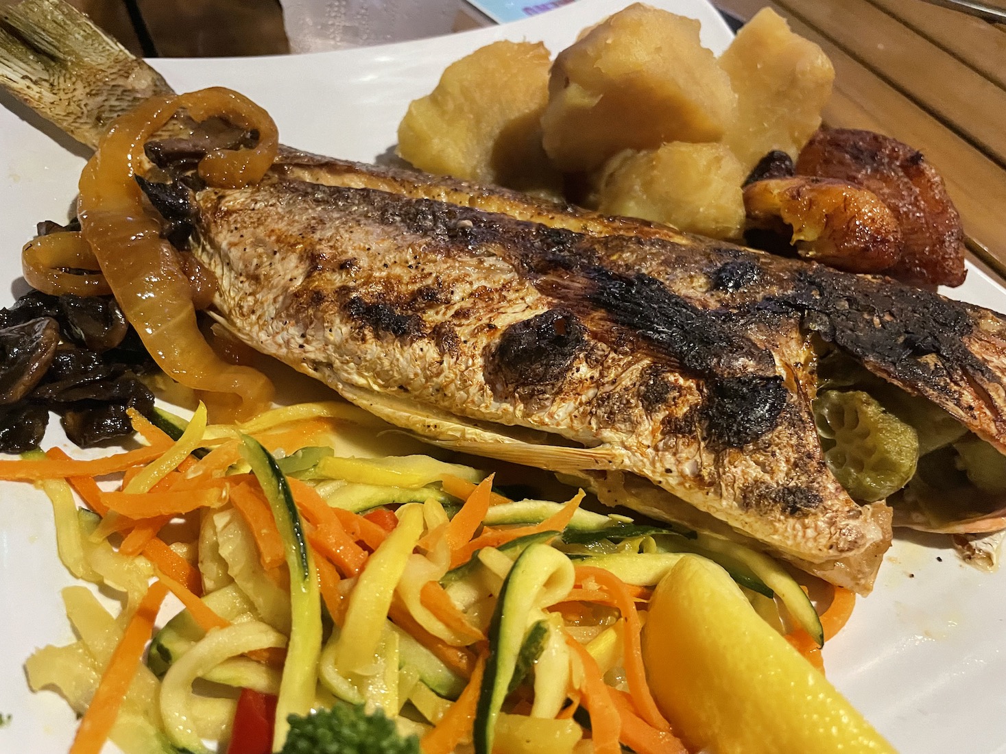 An Insider's Guide on Where to Eat, Stay and Play in the Cayman Islands ...