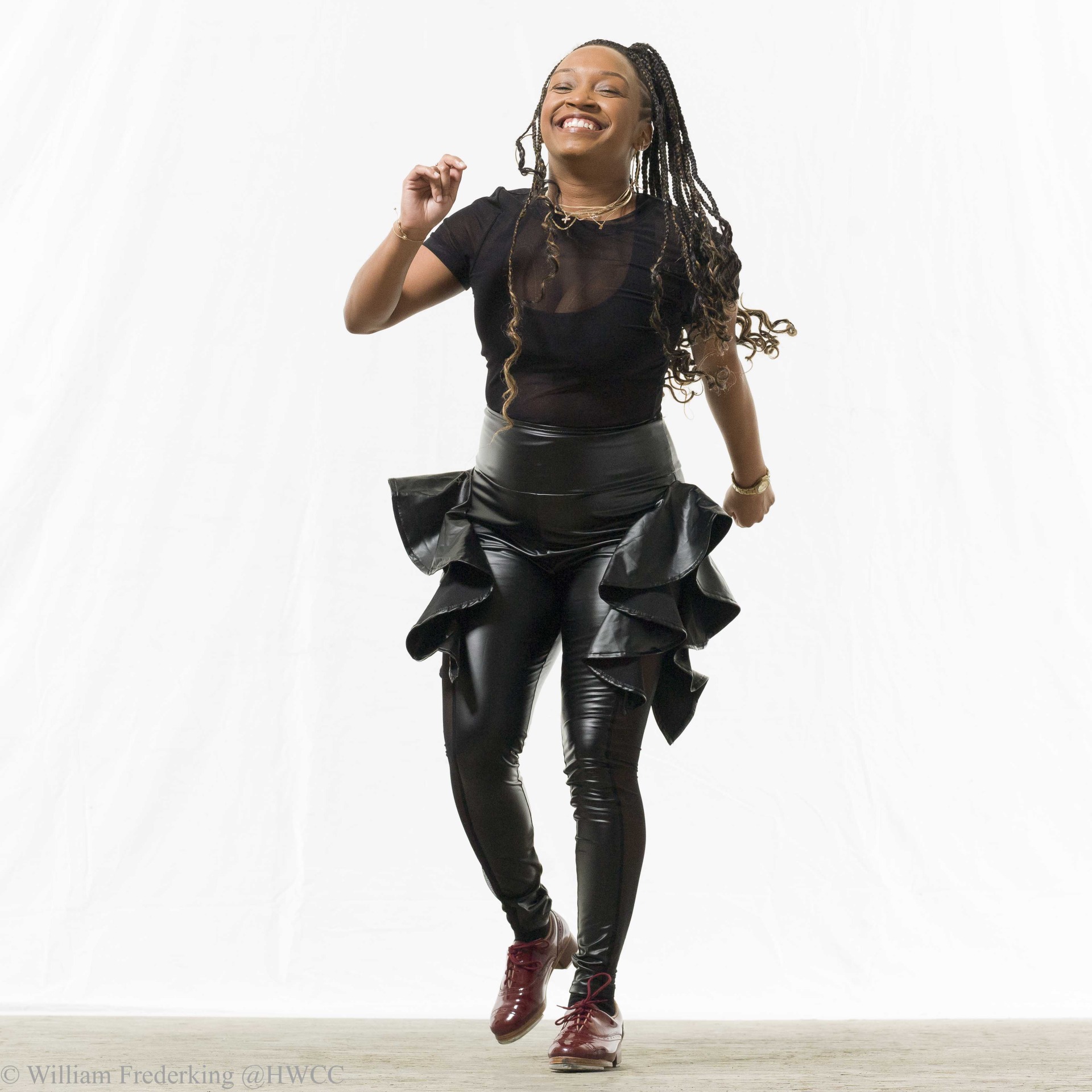 Experience Chicago's Best Dance on the World's Largest Art Projection