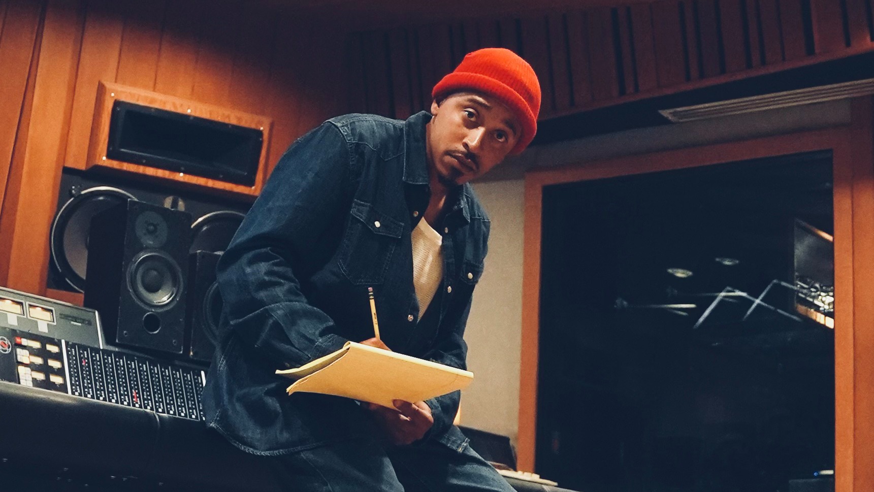 October London Music - October London Singer | EBONY