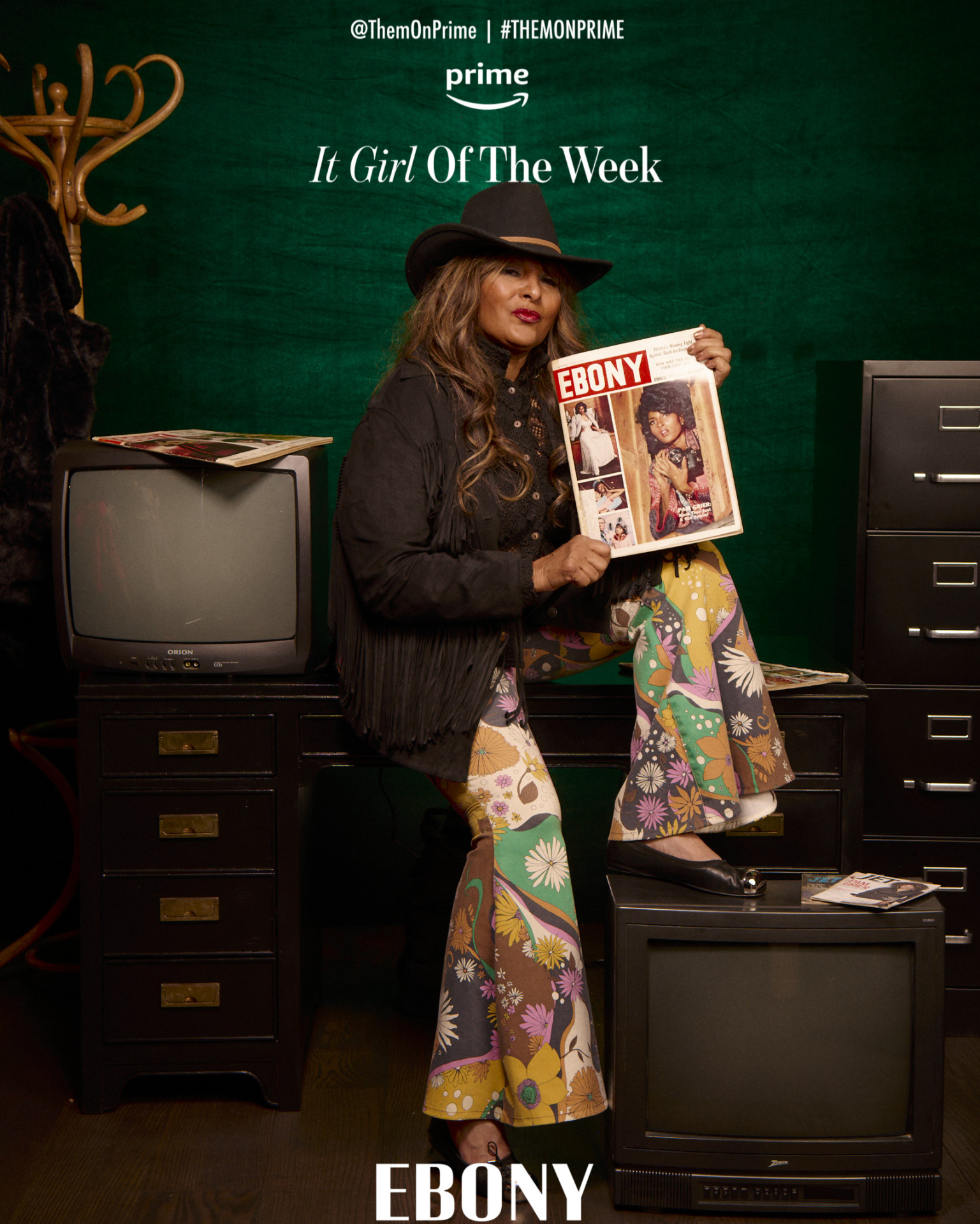 Getting Positively Foxy with Pam Grier - EBONY