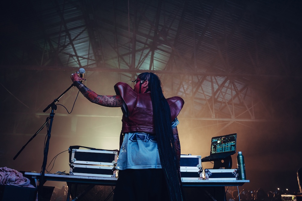 The Wrap-Up! Shaboozy Performs, Comedy at the BET Experience and Erykah ...