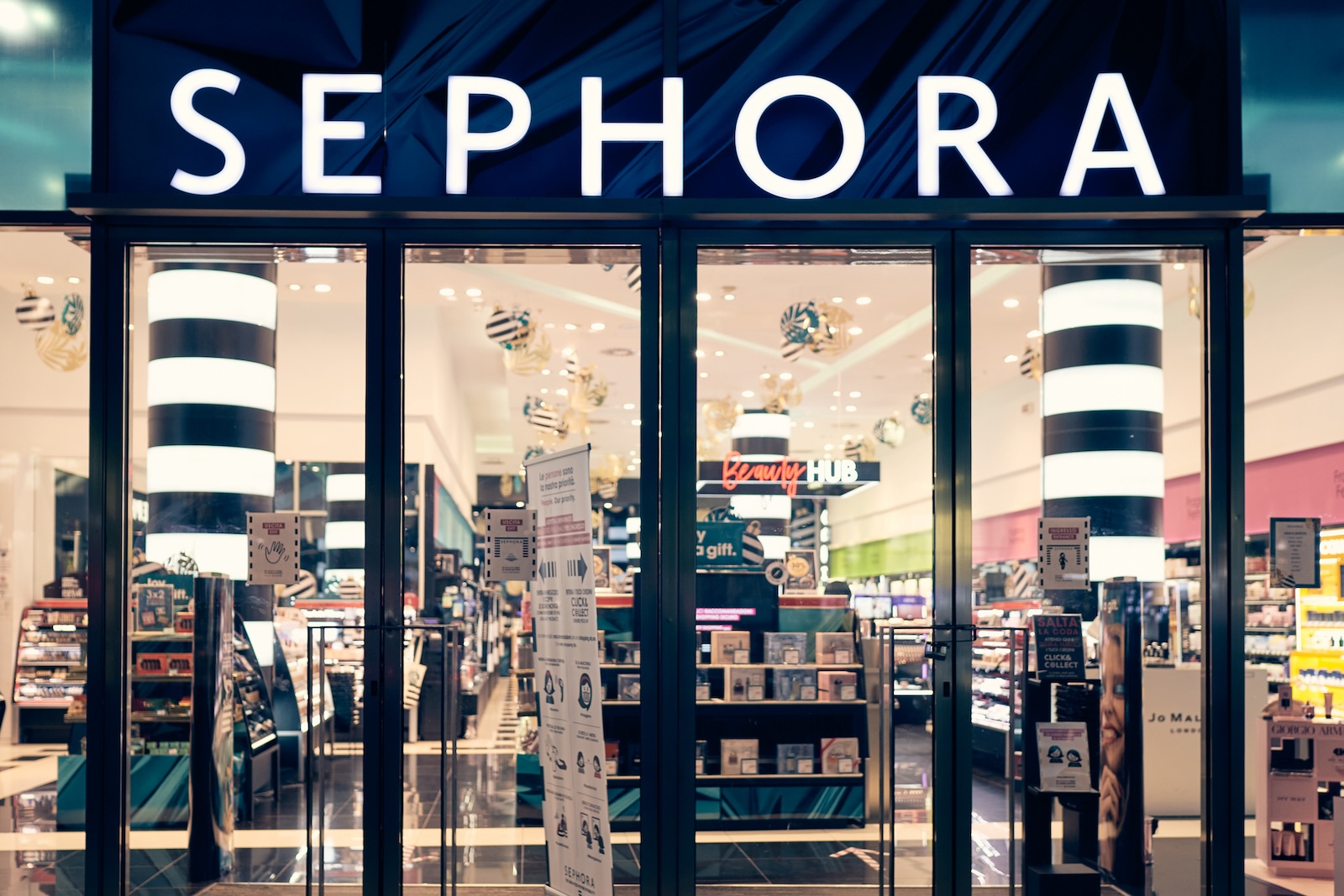 Sephora Opens 2025 Accelerate Program for BIPOC Beauty Founders: How to ...
