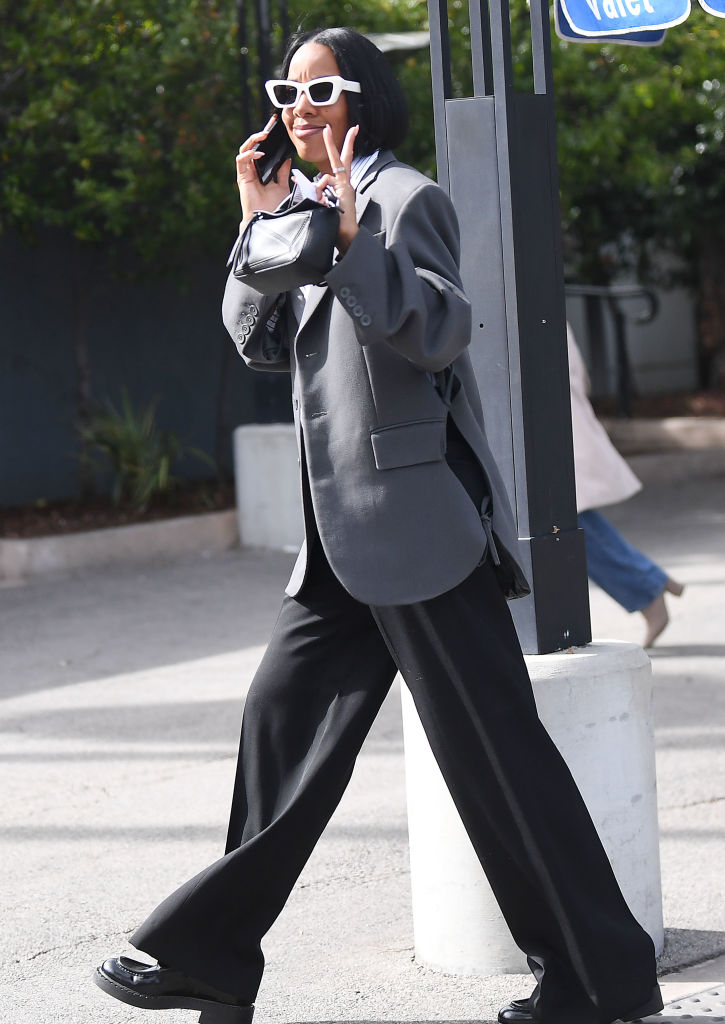 Why Kelly Rowland's Suit At The Houston Rally Is A Powerful Statement ...