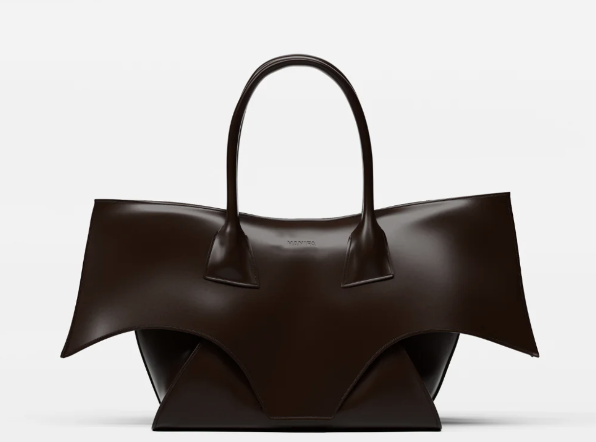 Big Bags, Bigger Statements: The Return of Early 2000s Oversized Luxury ...