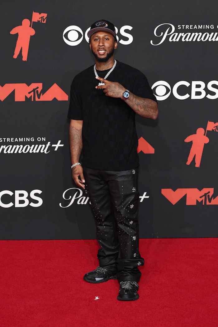 2025 VMAs: Red Carpet Highlights and Bold Fashion Statements