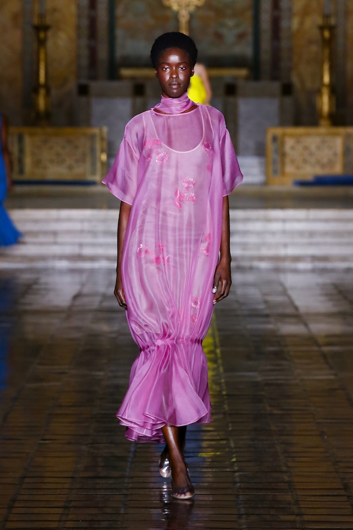 Prabal Gurung SS26 “Angels in America” Stuns at NYFW