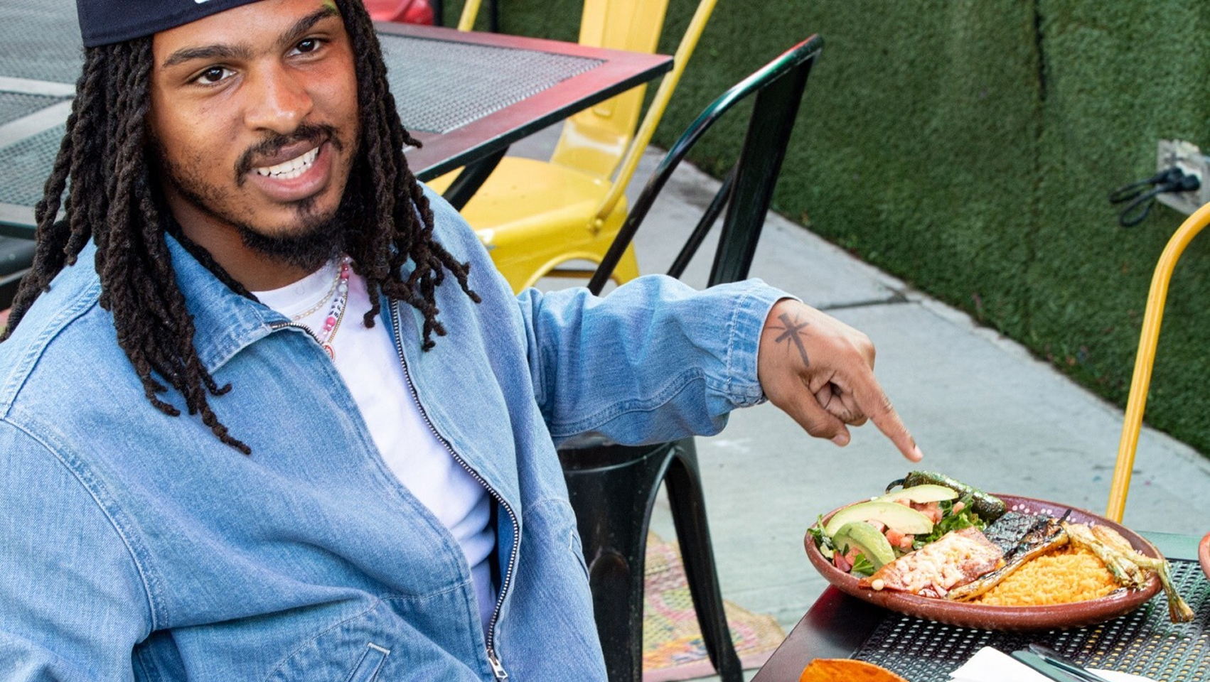 Keith Lee and Microsoft Bring Balance to Restaurants in 'The Reheat'