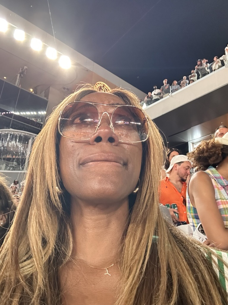 Yvonne Orji's Black Tennis Superfandom Shines at French Open